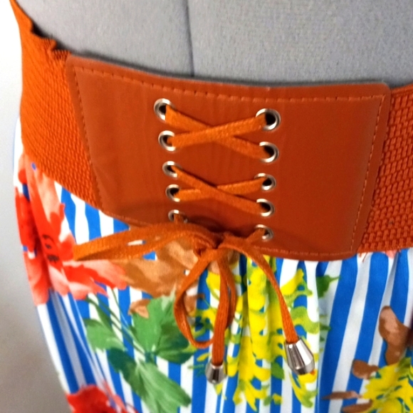 Me 2 Magic | Skirts | Me 2 Magic Floral Maxi Skirt With Built In Belt ...